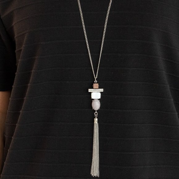 paparazzi | Jewelry | Paparazzi Natural Novice Silver Necklace And ...